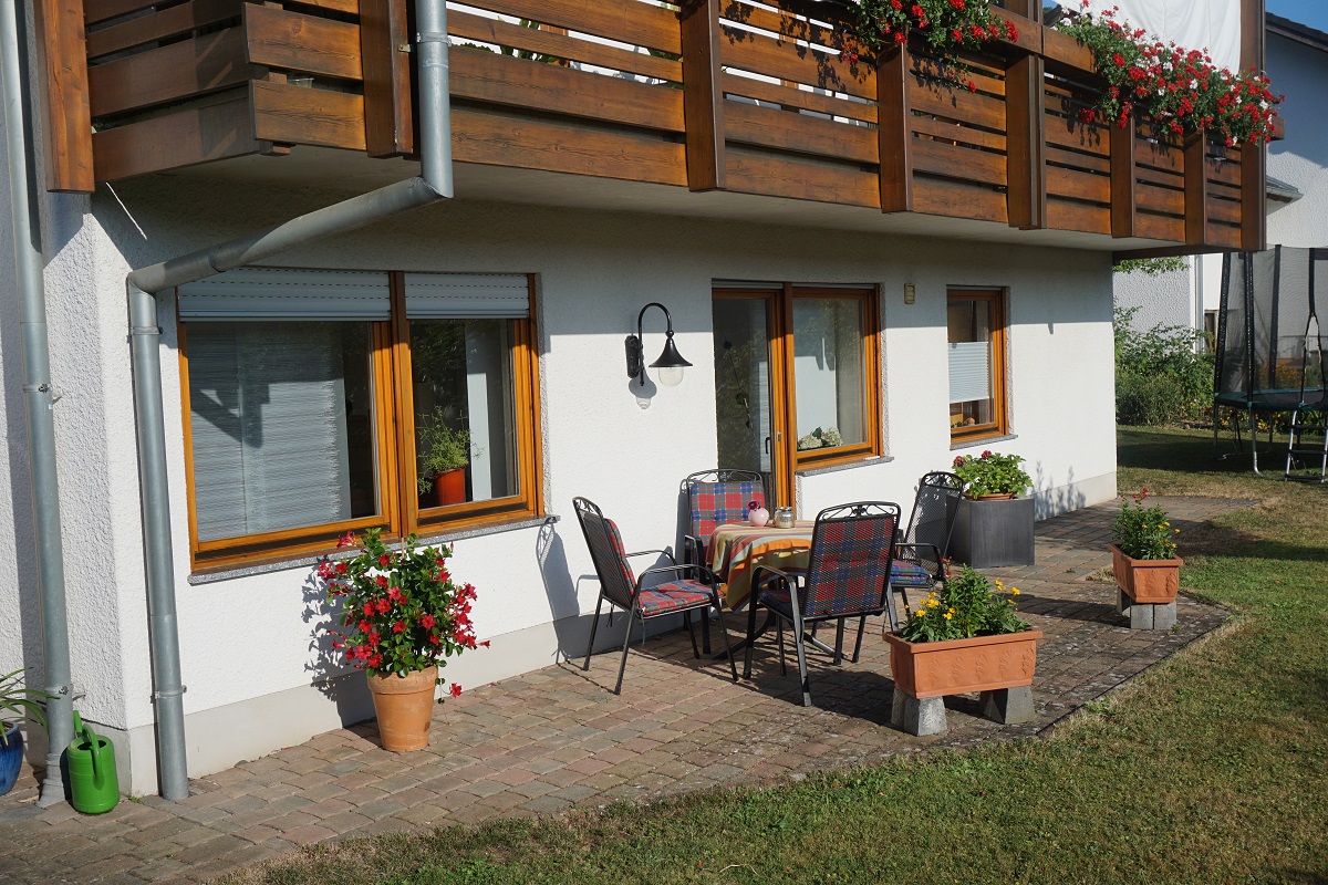 Ferienwohnung Schuster in Roßbach / Wied - Willkommen Ferienwohnung Schuster in Roßbach / Wied - Willkommen